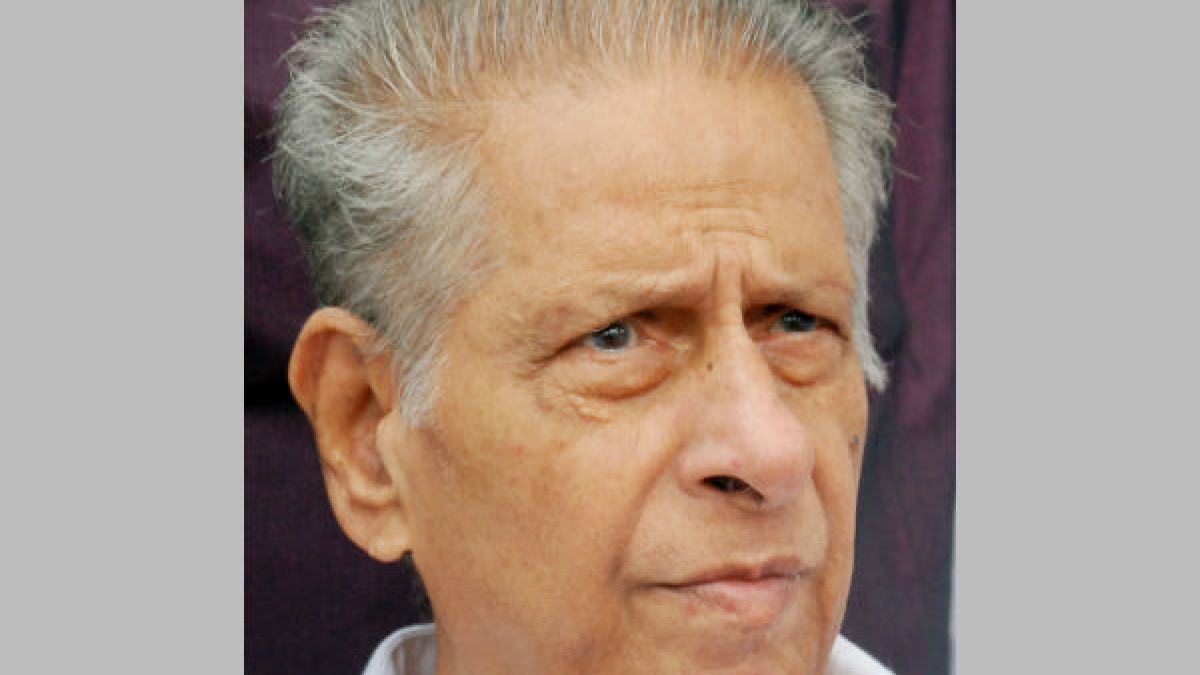 Political cross section of Kerala express condolence in MV Raghavan's ...