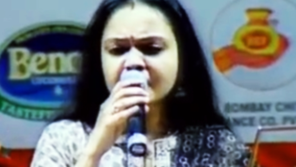 Malayalam playback singer Radhika Thilak passed awa - Malayalam Oneindia