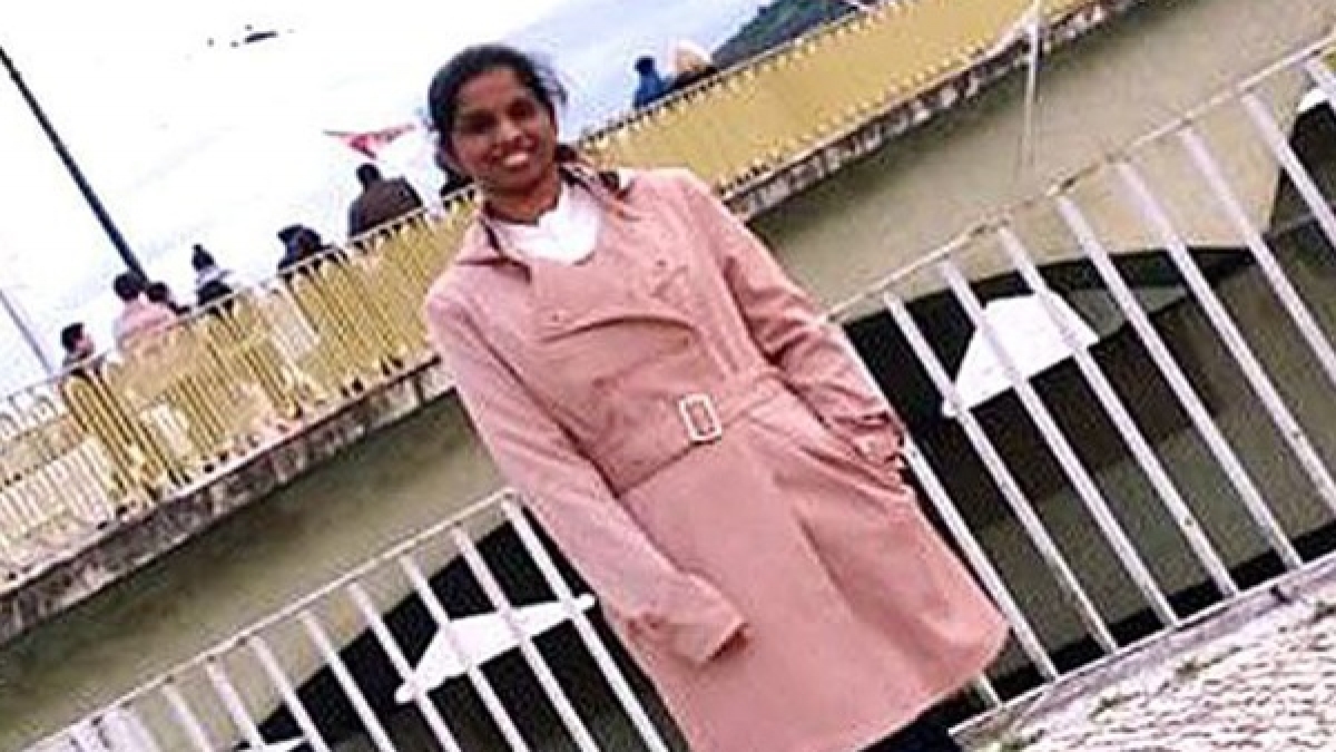 government help rima rajan for foreign scholarship. - Malayalam Oneindia