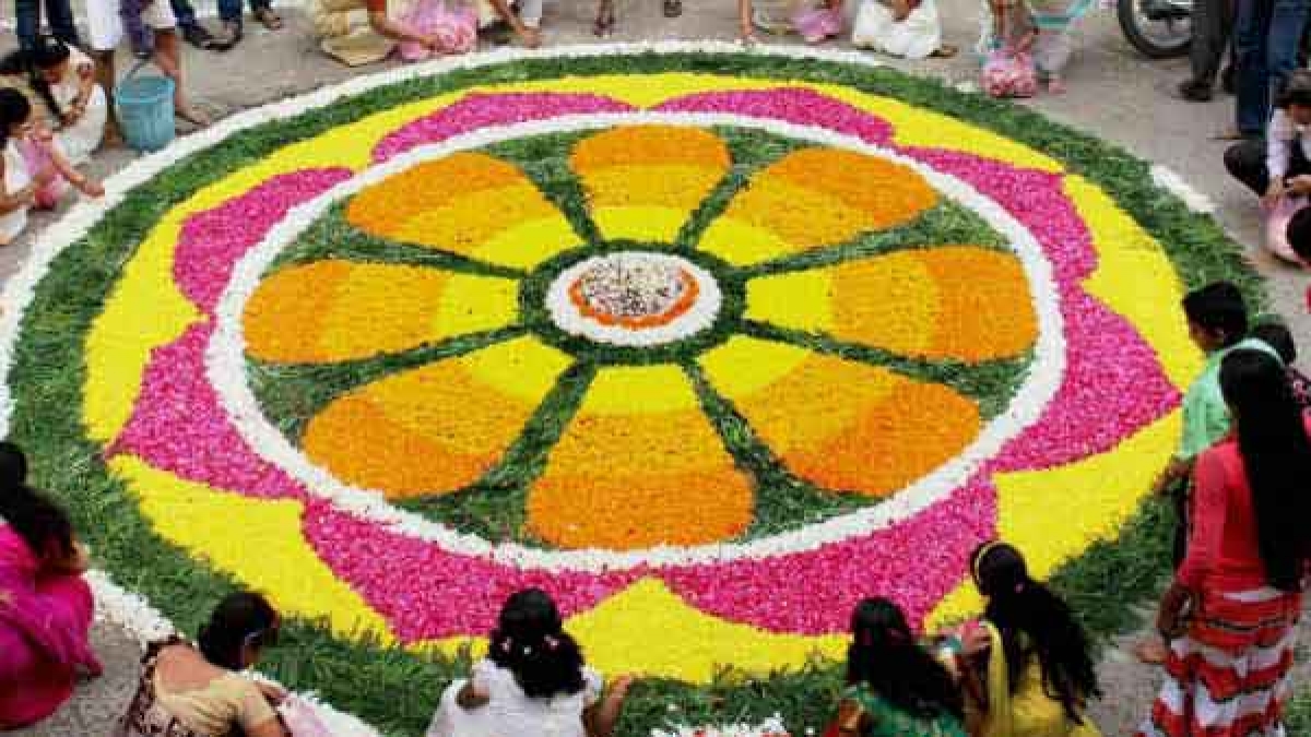 Happy Uthradam (ഉത്രാടം )2022: Wishes, Pookalam, Images, Quotes, Photos ...