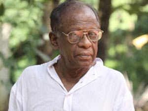 Sukumar Azhikode, Thrissur, Kannur, Obit, Oommen Chandy, സുകുമാര് ...