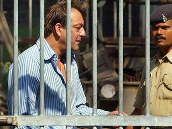 actor Sanjay Dutt a back-door exit from jail - Malayalam Oneindia