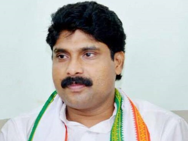 Assembly Election 2016: T Siddique gave complaint to district collector ...