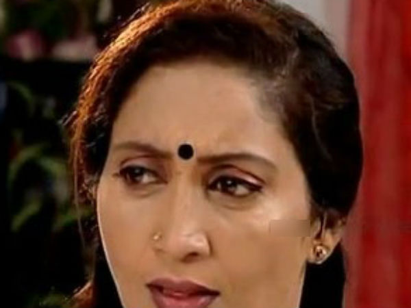 Serial Actress Lakshmi files complaint with Cyber Cell | എസ്ഐയ്ക്കൊപ്പം ...