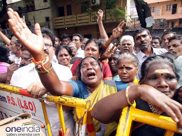 From Amma canteens to free laptops- Jayalalithaa's popular schemes ...