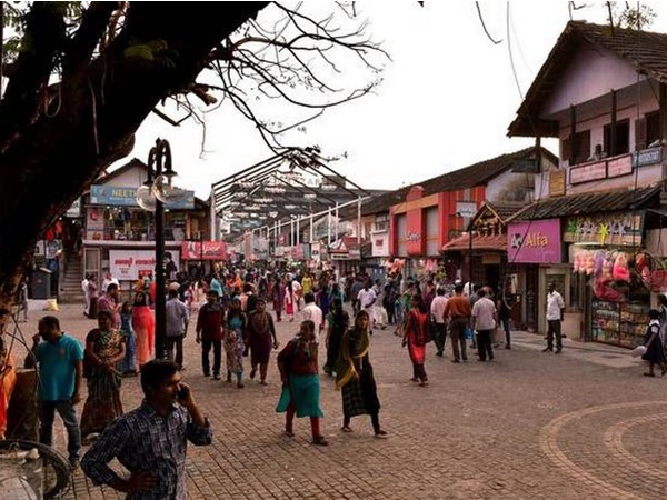 Kozhikode Local News SM street - Malayalam Oneindia
