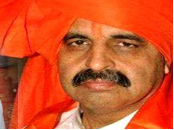 hindutva leader Milind Ekbote attacked by Gorakshak in Pune, attack is ...