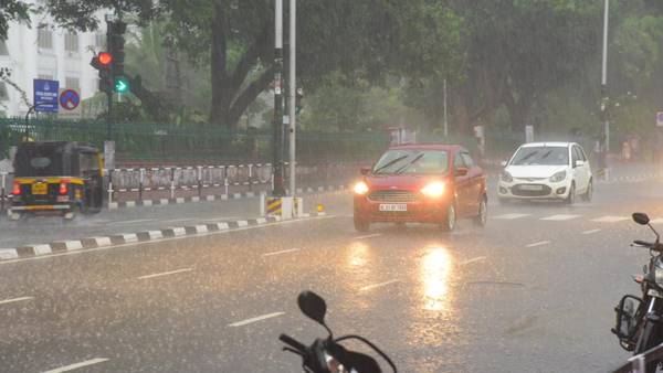 Kerala weather today south west monsoon weak over state yellow alert in ...