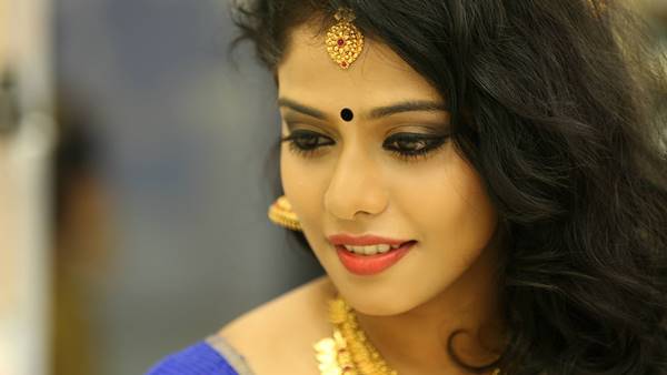 Actress sreeya iyer opens up about her life story and love failure goes ...