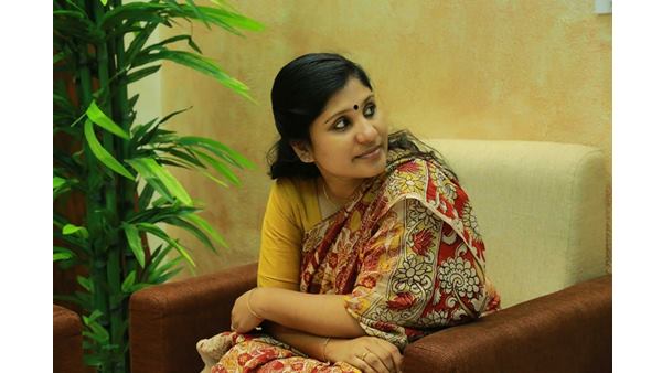 Writer Deepa Nishanth responds to a person who made an obscene comment ...