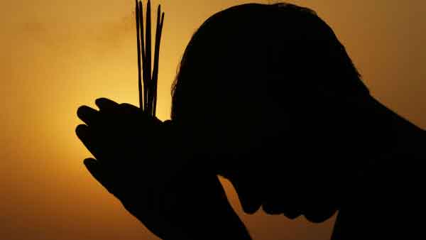 To please God young devotee cut off his own tongue and dedicated to the ...