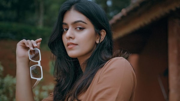 Actress Ansha Mohan Gets Huge Criticism For Her New Photoshoot ...