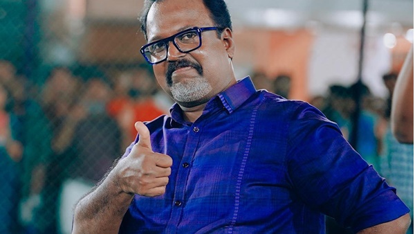 Shaiju Damodaran open up about why he kissed the leg of kerala blaster star ivan kalyuzhnyi ...