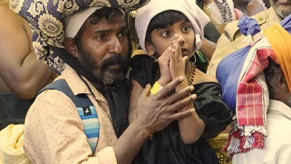 sabarimala mandala kalam 2022: Thiruvabharan darshan till 19th ...