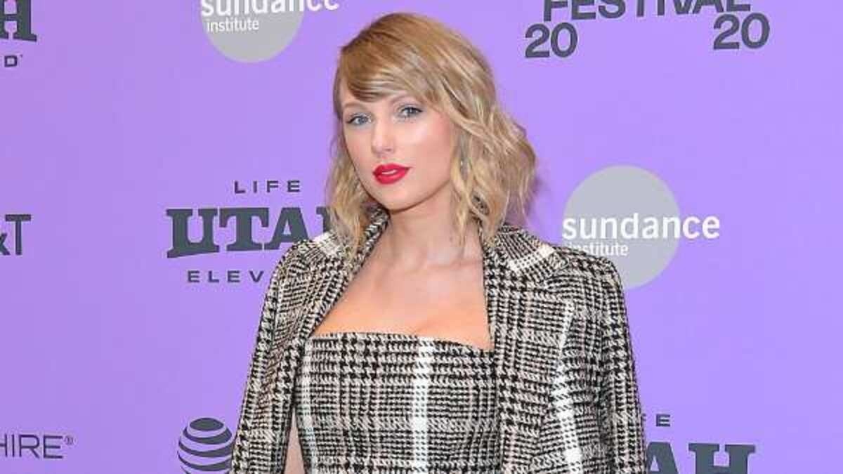 Pop Star taylor swift rescues us economy with her music concert, here ...