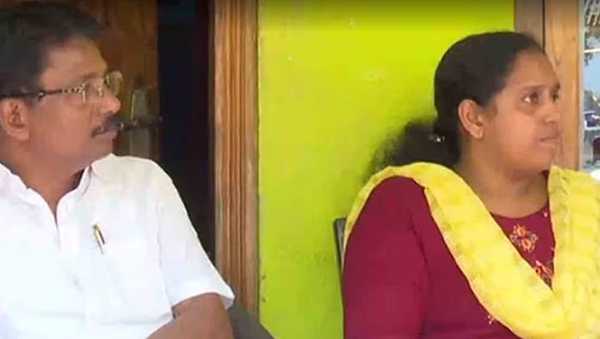 Kottayam: Twist In Part Time Sweeper Job Controversy: Liji Mol Filed ...