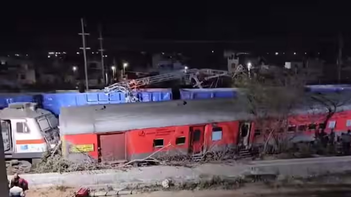 Train Accident In Rajasthan: Sabarmati-Agra Cantt Superfast Derails ...